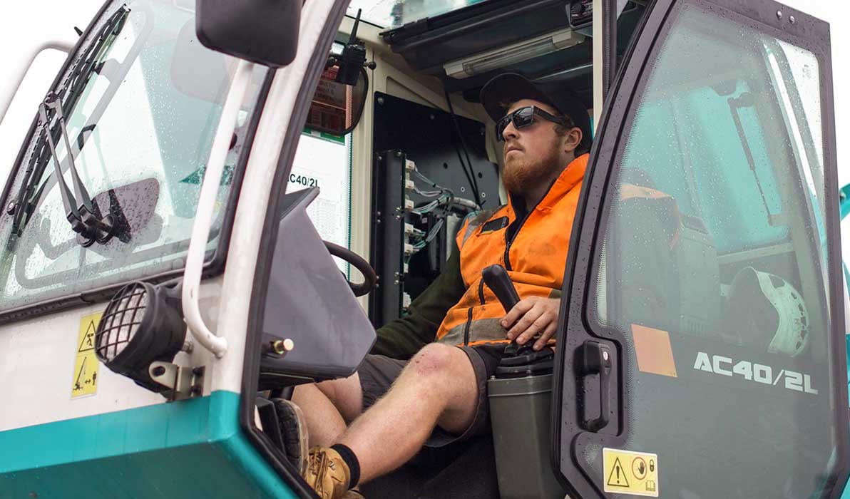 Crane Operator Training Course – EarnLearn | Te Pūkenga